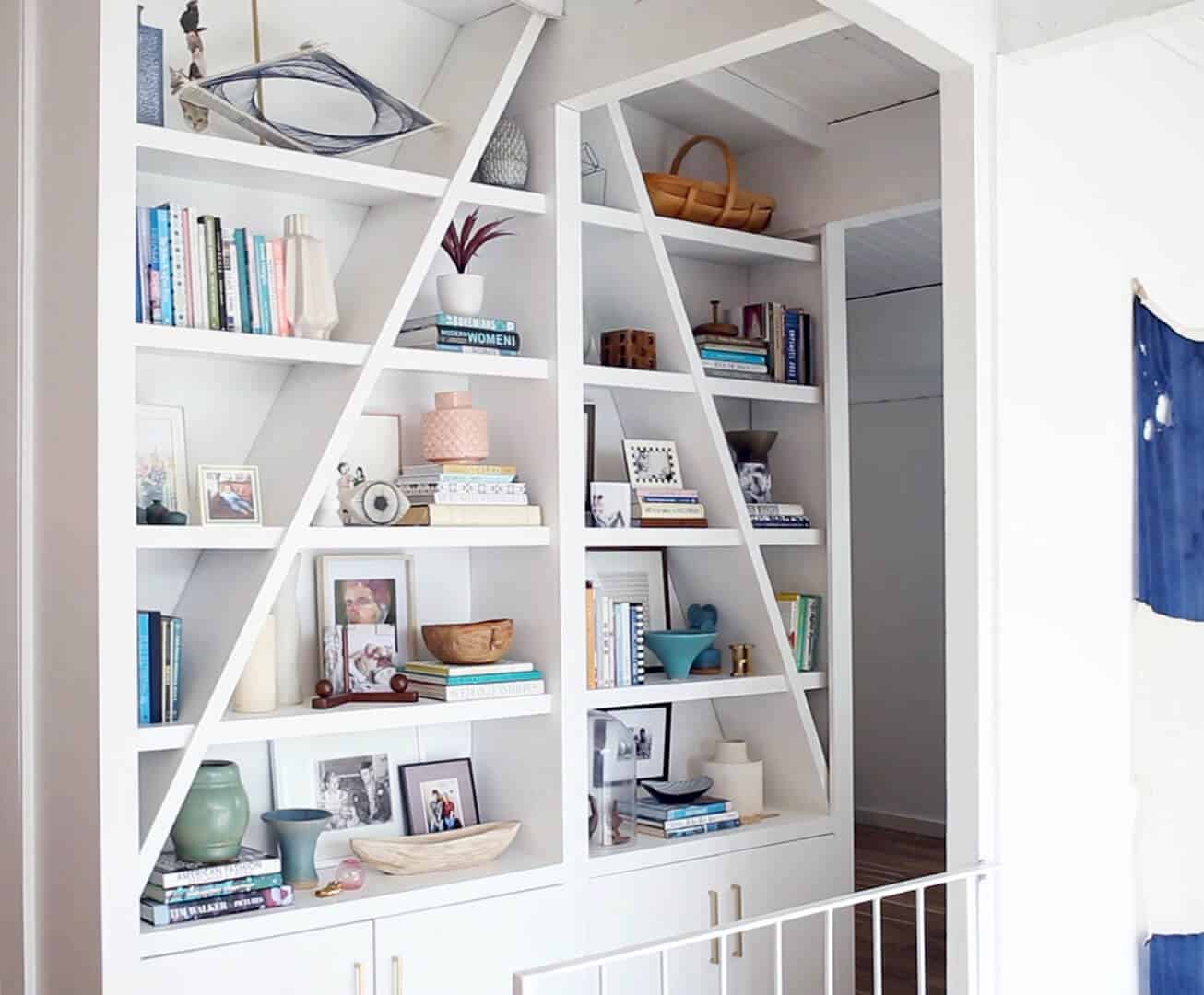 Emily-Henderson_Staged-to-Sell_Curbed_Simple_Uncluttered_Bookcase ...