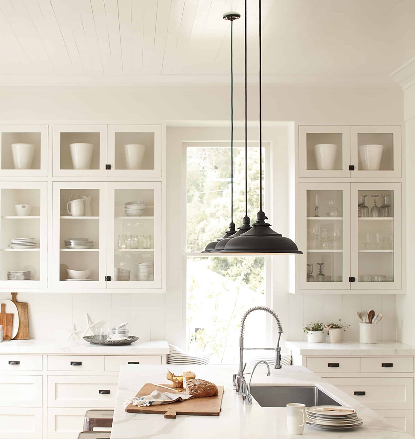 Kitchens With No Uppers: Insanely Gorgeous or Just Insane? - Emily ...