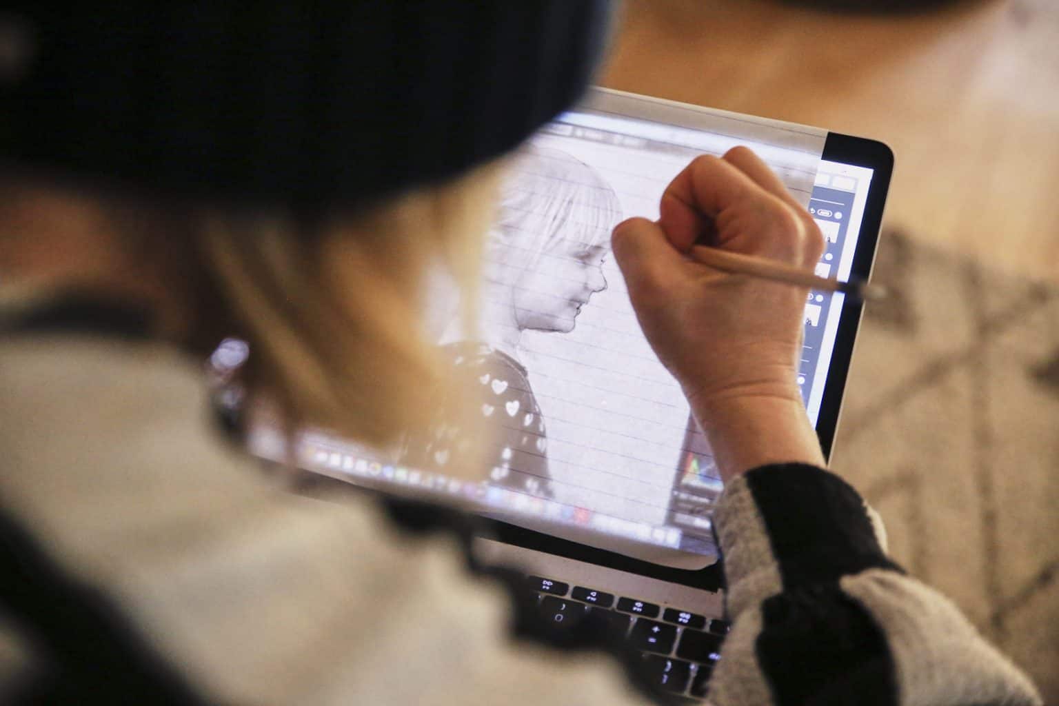 Weekend Art Project: Easy Kids DIY Silhouette Portraits - Emily Henderson