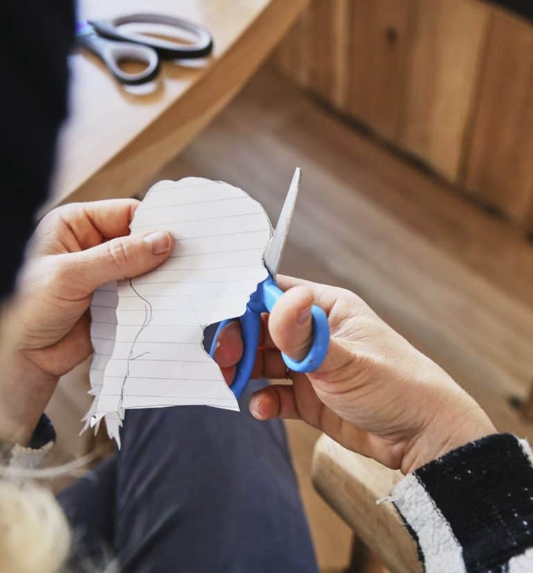 Weekend Art Project: Easy Kids DIY Silhouette Portraits - Emily Henderson