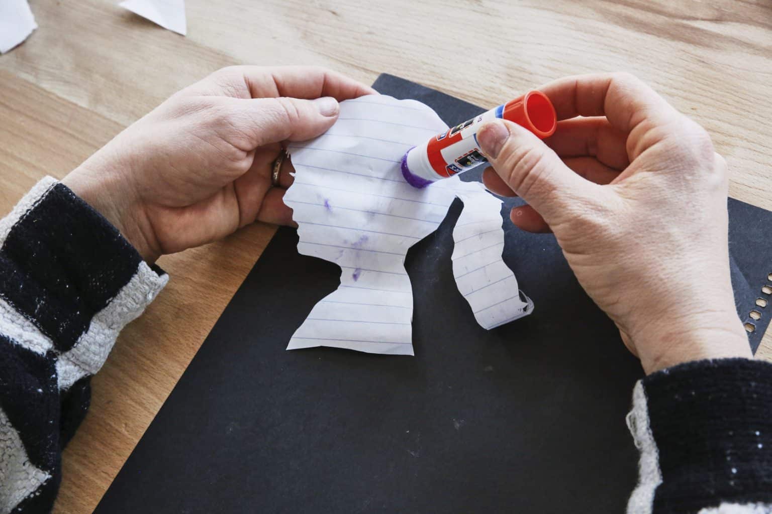 Weekend Art Project: Easy Kids DIY Silhouette Portraits - Emily Henderson