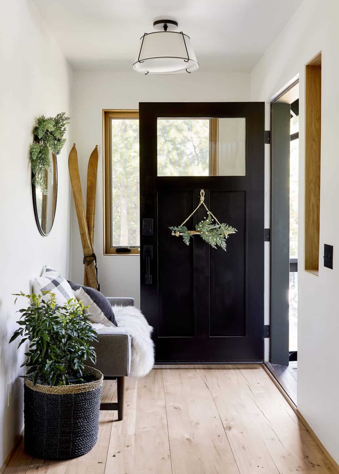 The Anatomy Of An Entryway: 5 Foolproof Formulas AND Our Favorite ...