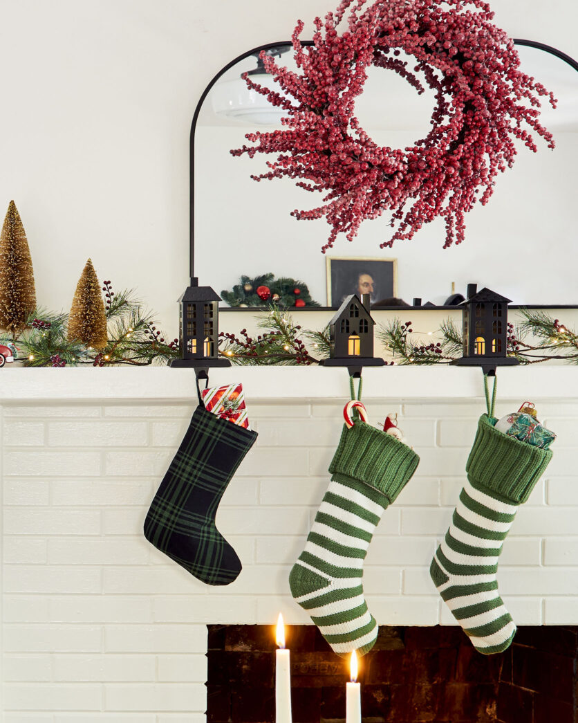 How Sara Created Her First Traditional But Youthful Christmas (With All ...