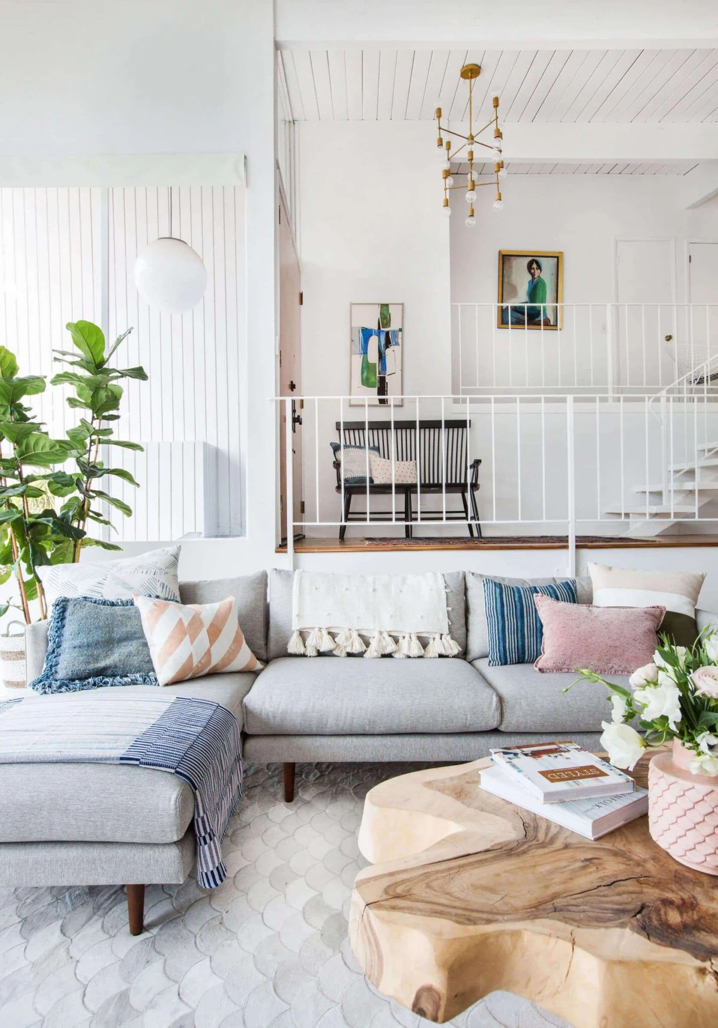 Design 101: How To Style Pillows On A Sofa Like A Pro (Plus Some Great ...