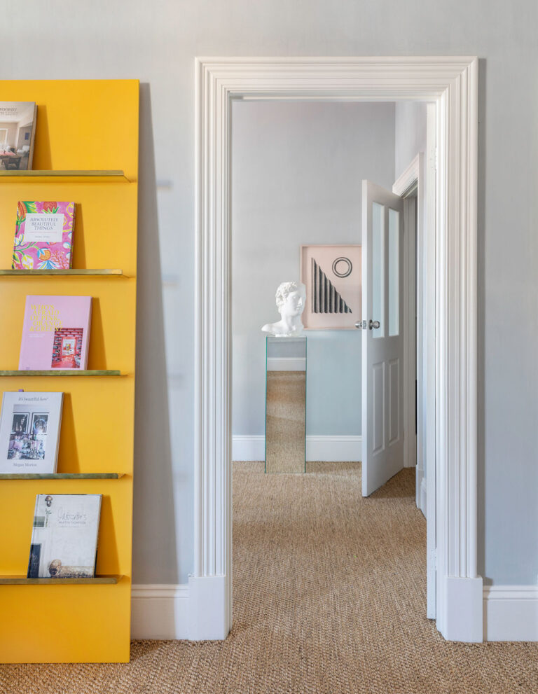 Are Body Part Decor Pieces Back? And Are They The Ultimate Conversation ...