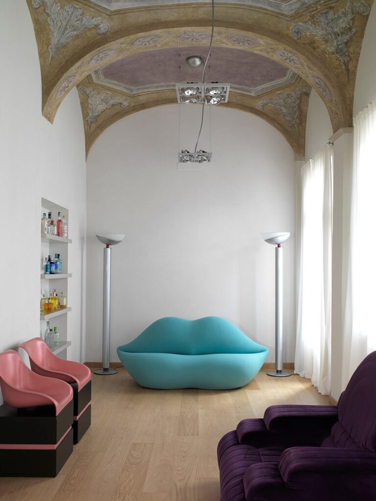 Are Body Part Decor Pieces Back? And Are They The Ultimate Conversation ...