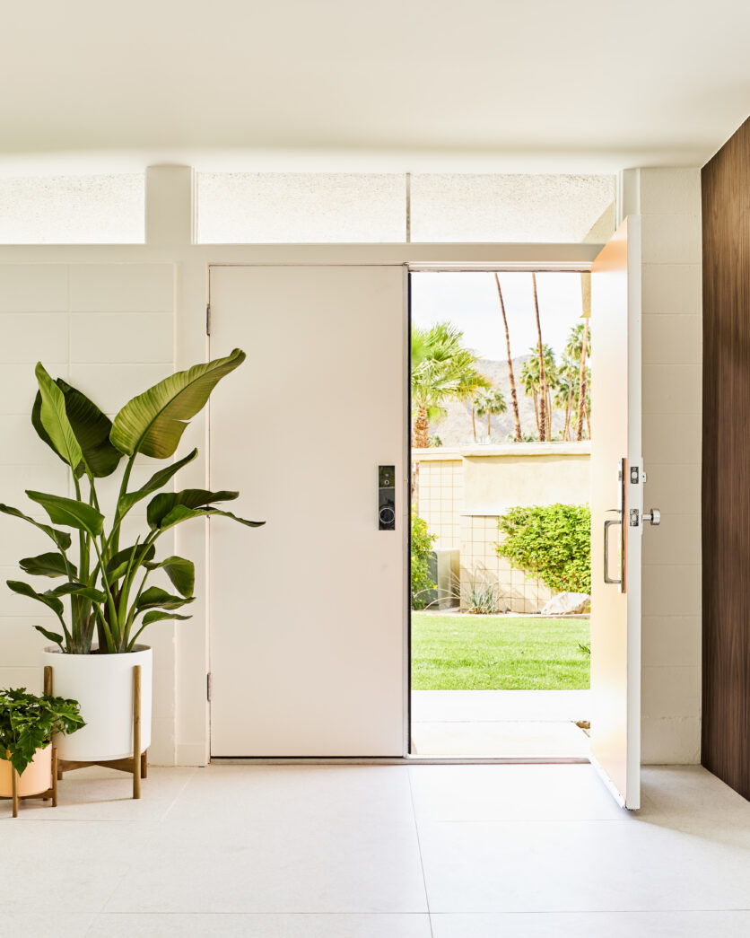 Miss Mid-Century Modern Design? This MCM Palm Springs Condo's History ...