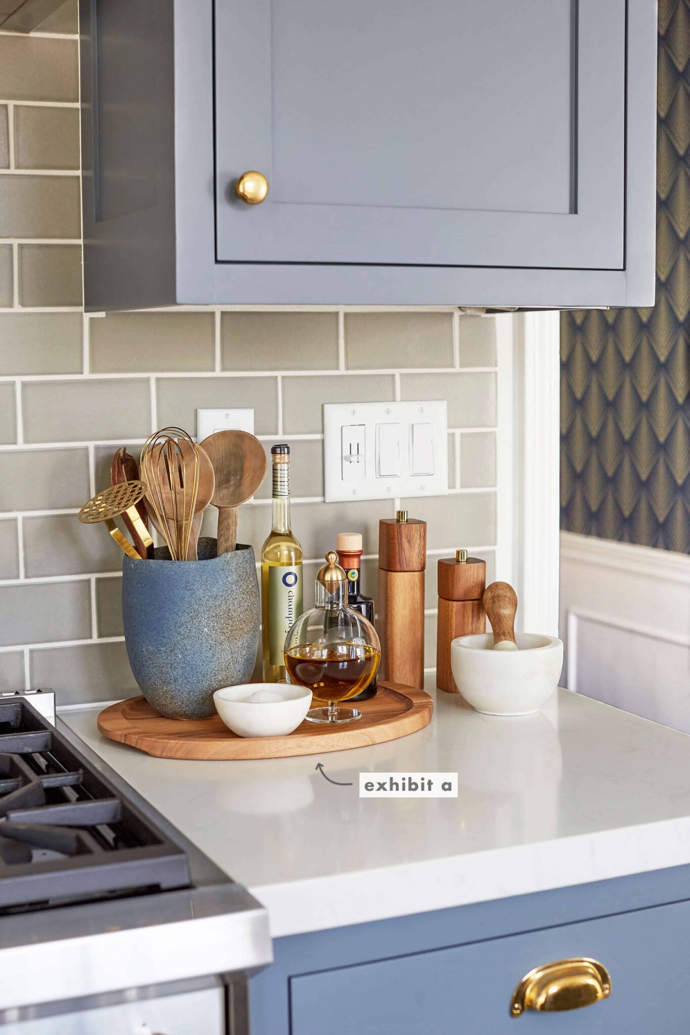 What To Put On Your Kitchen Counter?? (Try These 8 Easy Styling Hacks ...