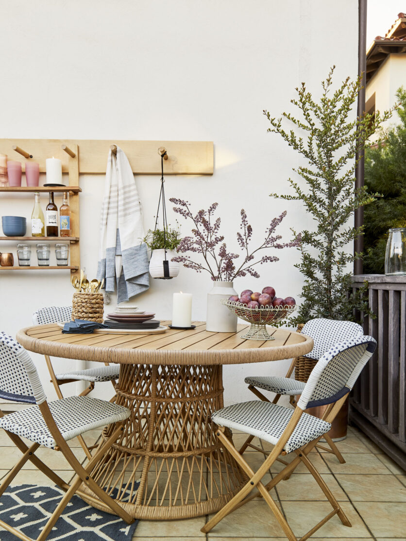 Jess' Communal Patio Reveal - Beautiful Outdoor Furniture, Some Great ...