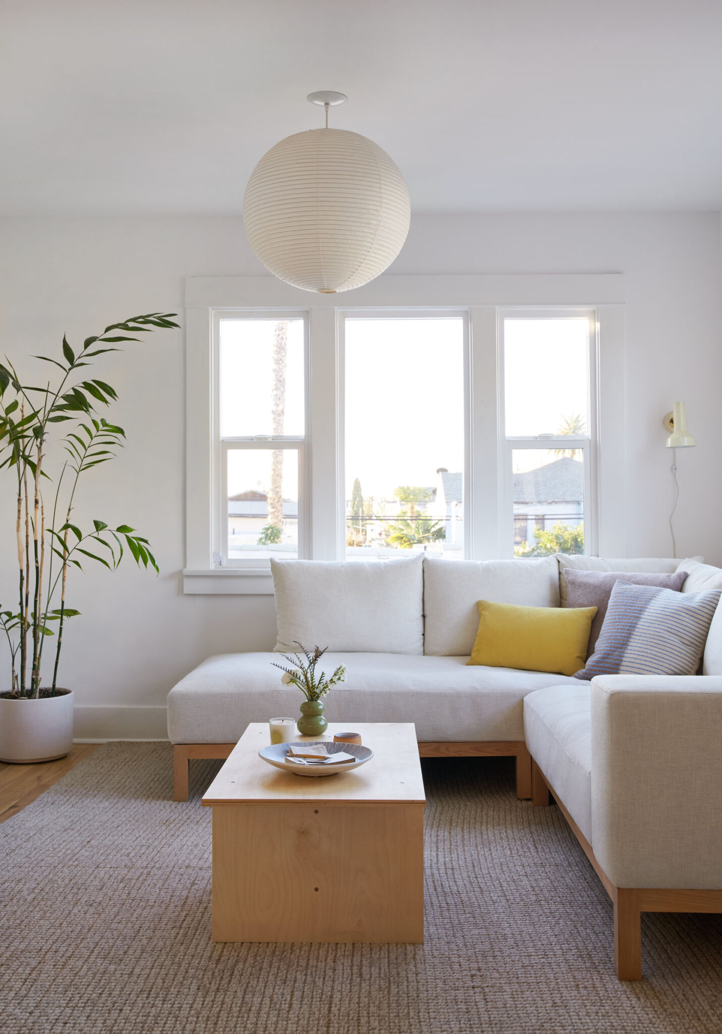 Mel’s MOTO Reveal - It’s The Breath Of Minimalist, Uncluttered Air We ...