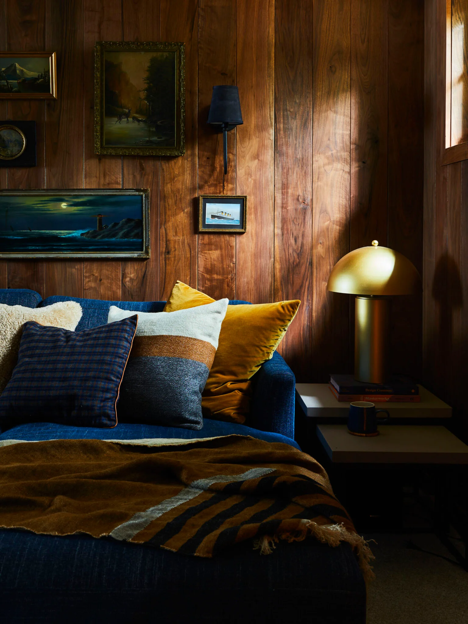 My Best Friends 1970s Basement Gets A Comfortable, Cozy Makeover - Wood ...