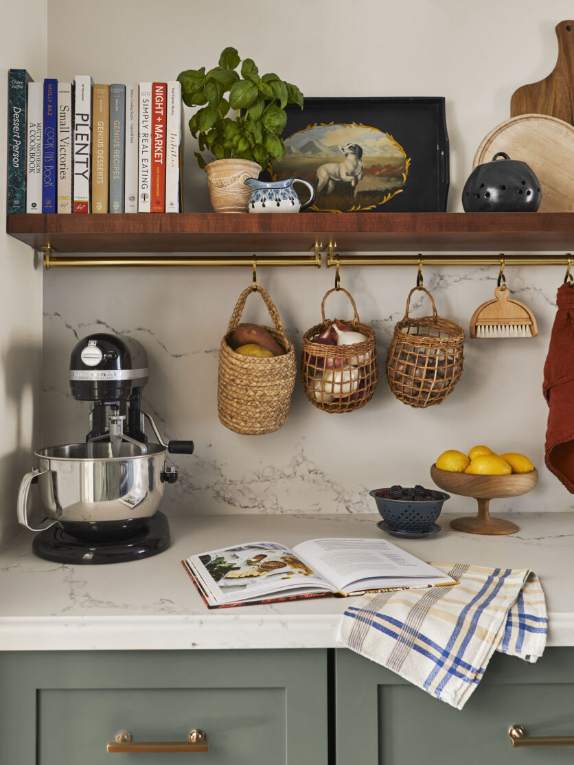 How Sara's New Galley Kitchen ACTUALLY LOOKS In The Everyday And How It ...