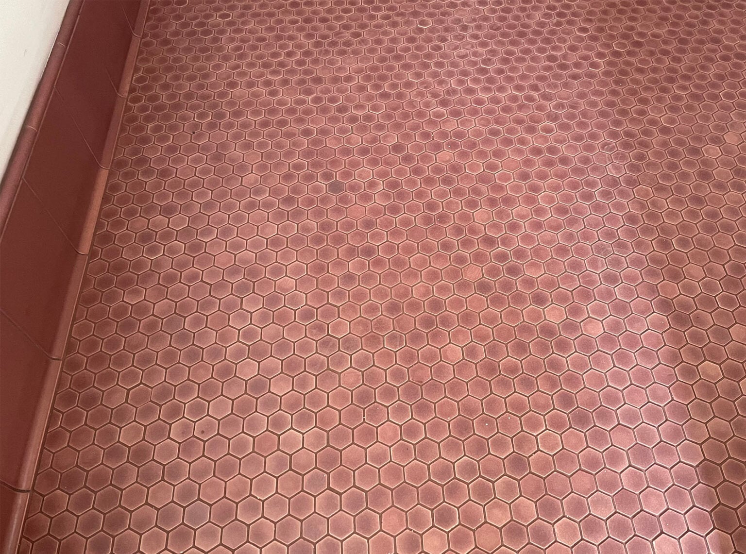 The Bathroom Tile Grout "Trend" We Are Trying - Matching Tile To Grout ...
