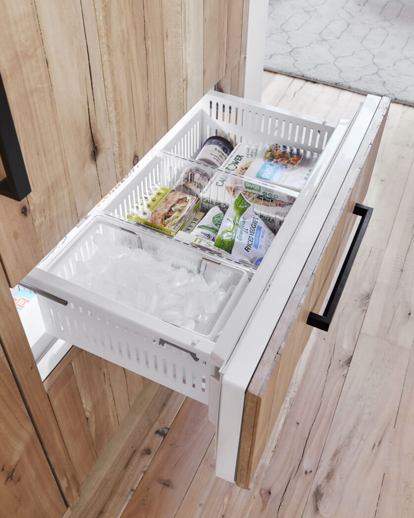 How To Make Your Fridge Look Better (Inside And Out, Baby!) - Emily ...