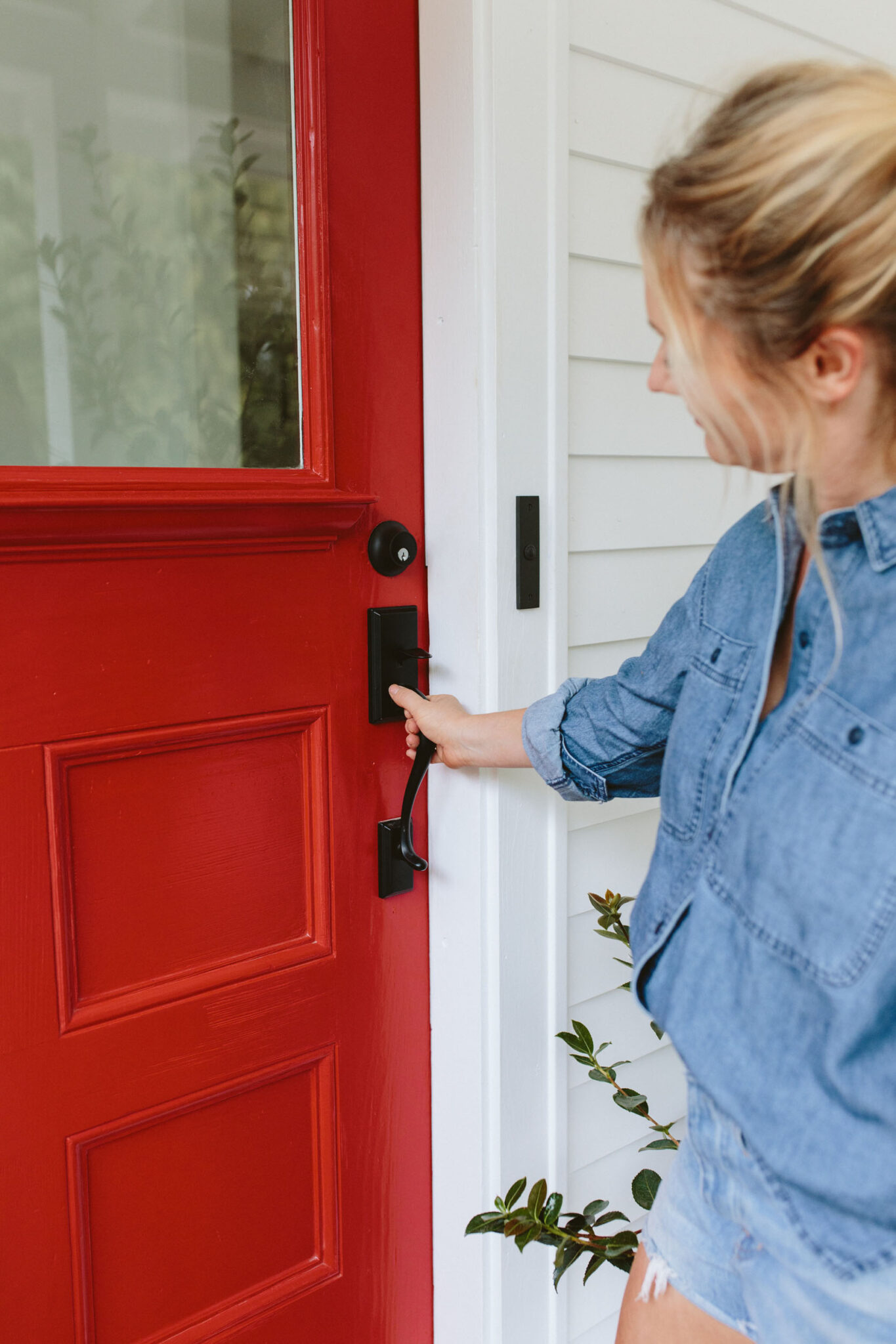 Our Front Door Reveal - On Choosing The Right Color + What It Did To My ...