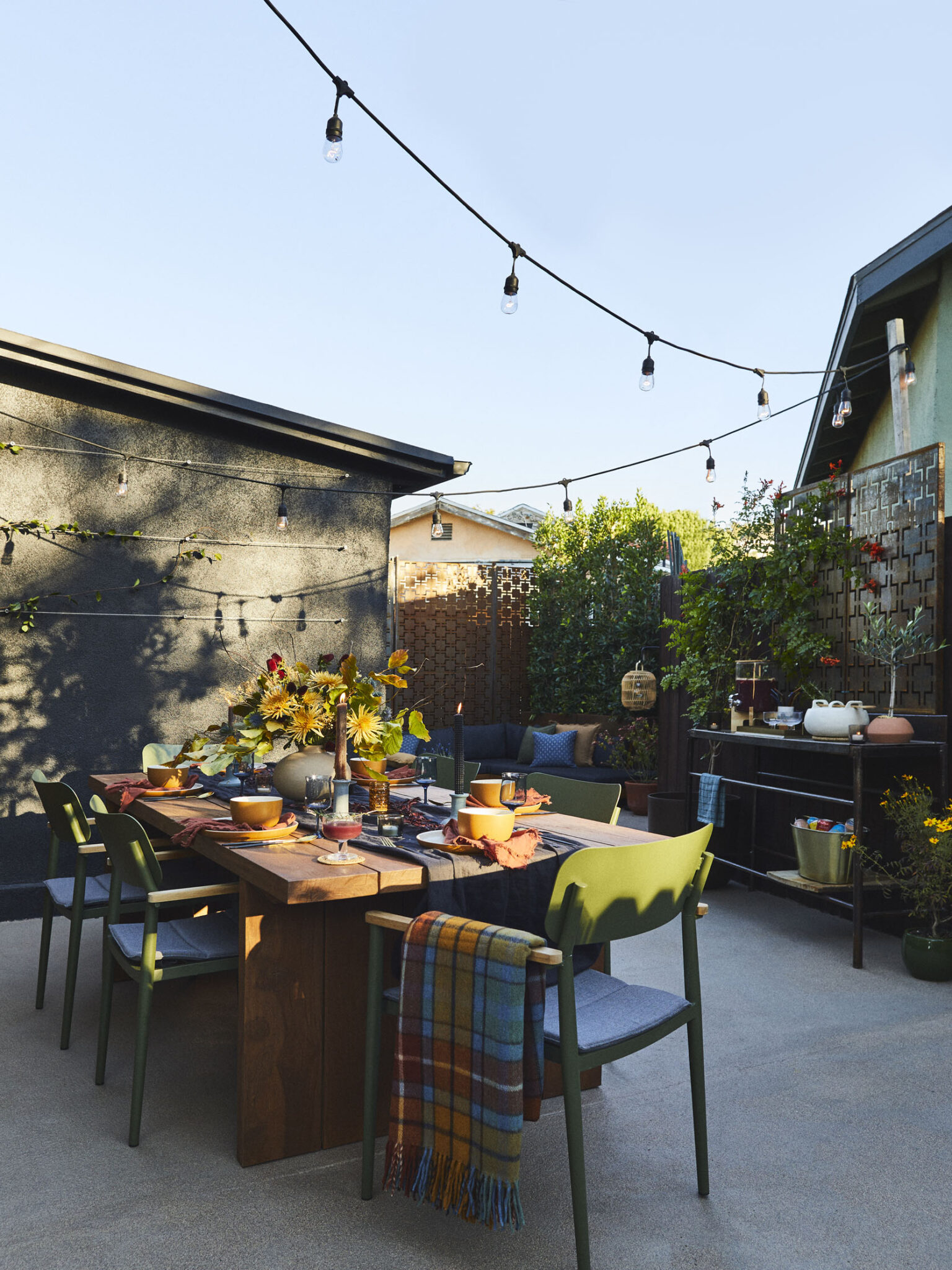Emily Bowser's Back Unit Yard REVEAL, 2022 Musings, New Year ...