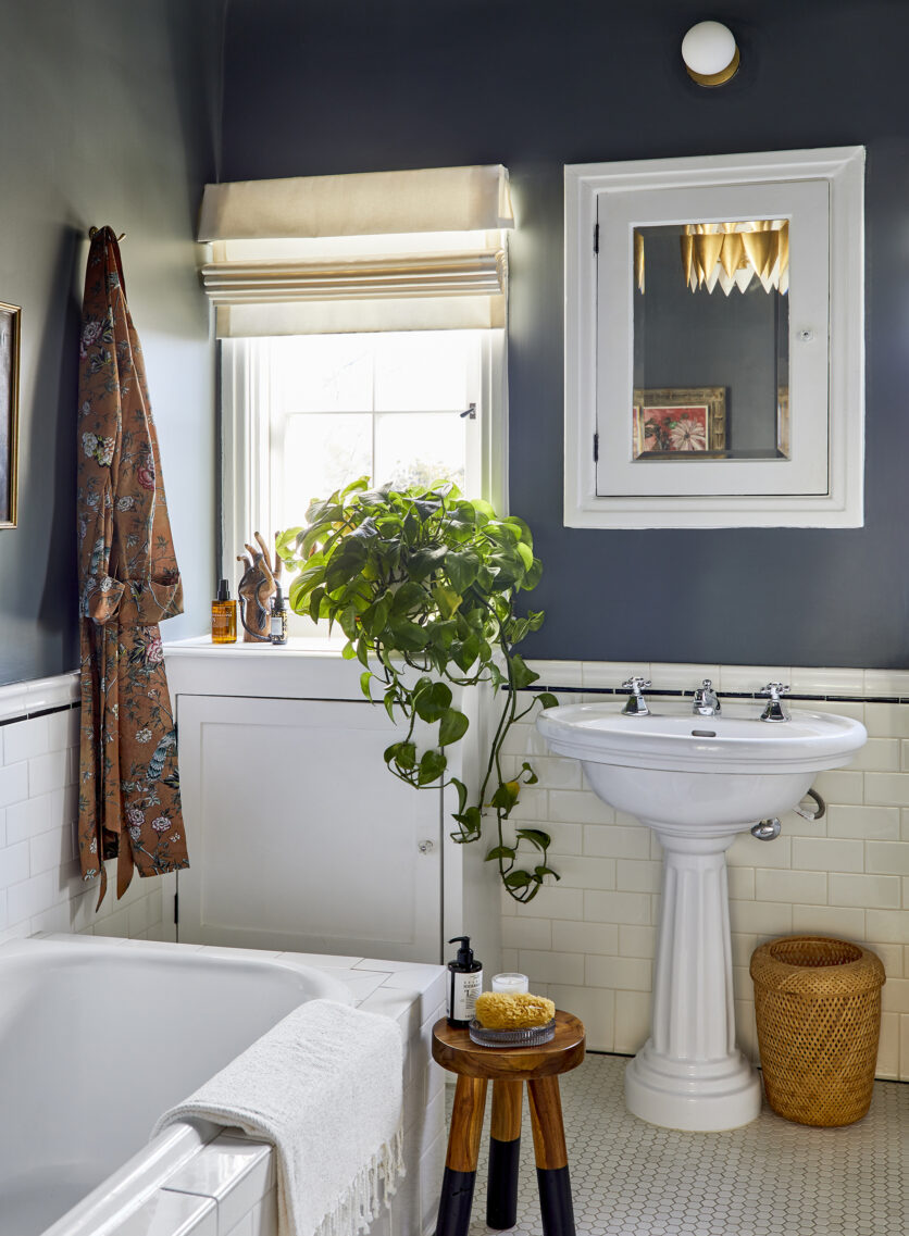 Dee Murphy's Home Tour Is Giving Us All Wallpaper Envy - Emily Henderson
