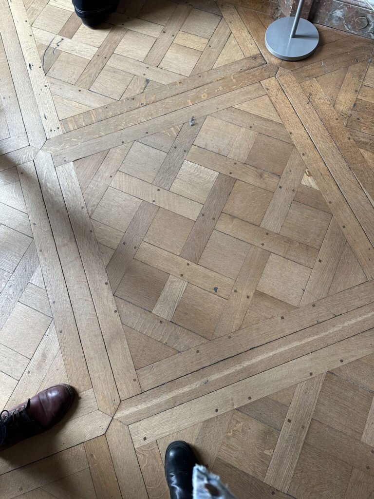 Jess (And Her Dad, Les) Take Paris! Get All The Vintage Recs, Design ...