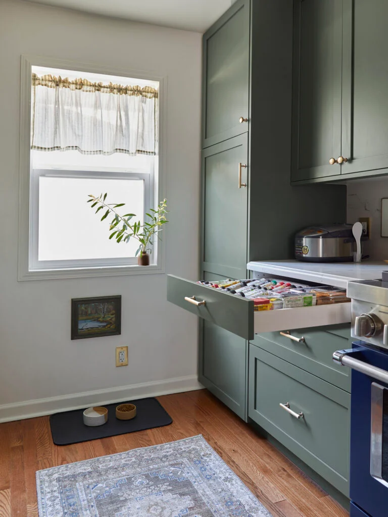 Small Kitchen Ideas To Steal For Renter And Renovators Emily Henderson
