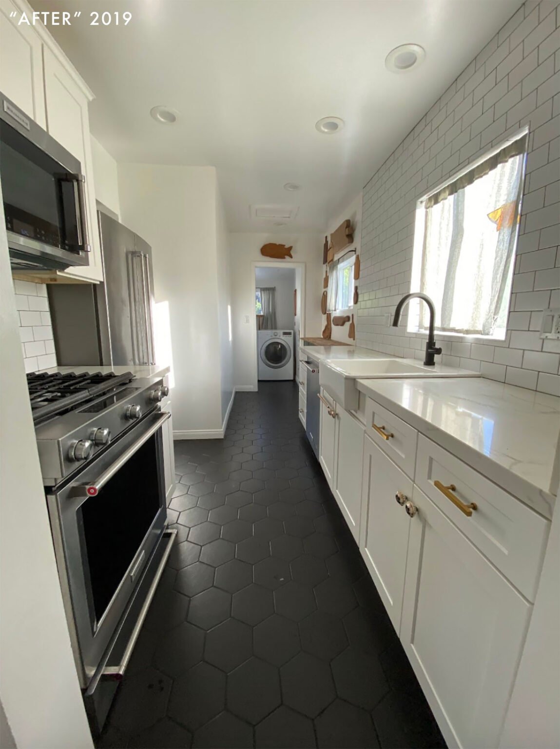 Emily Bowser's Kitchen REVEAL! Plus The 8 Ways She Really Maximized Her ...