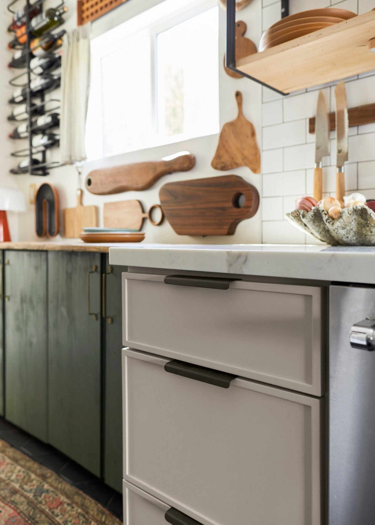 Emily Bowser's Kitchen REVEAL! Plus The 8 Ways She Really Maximized Her ...