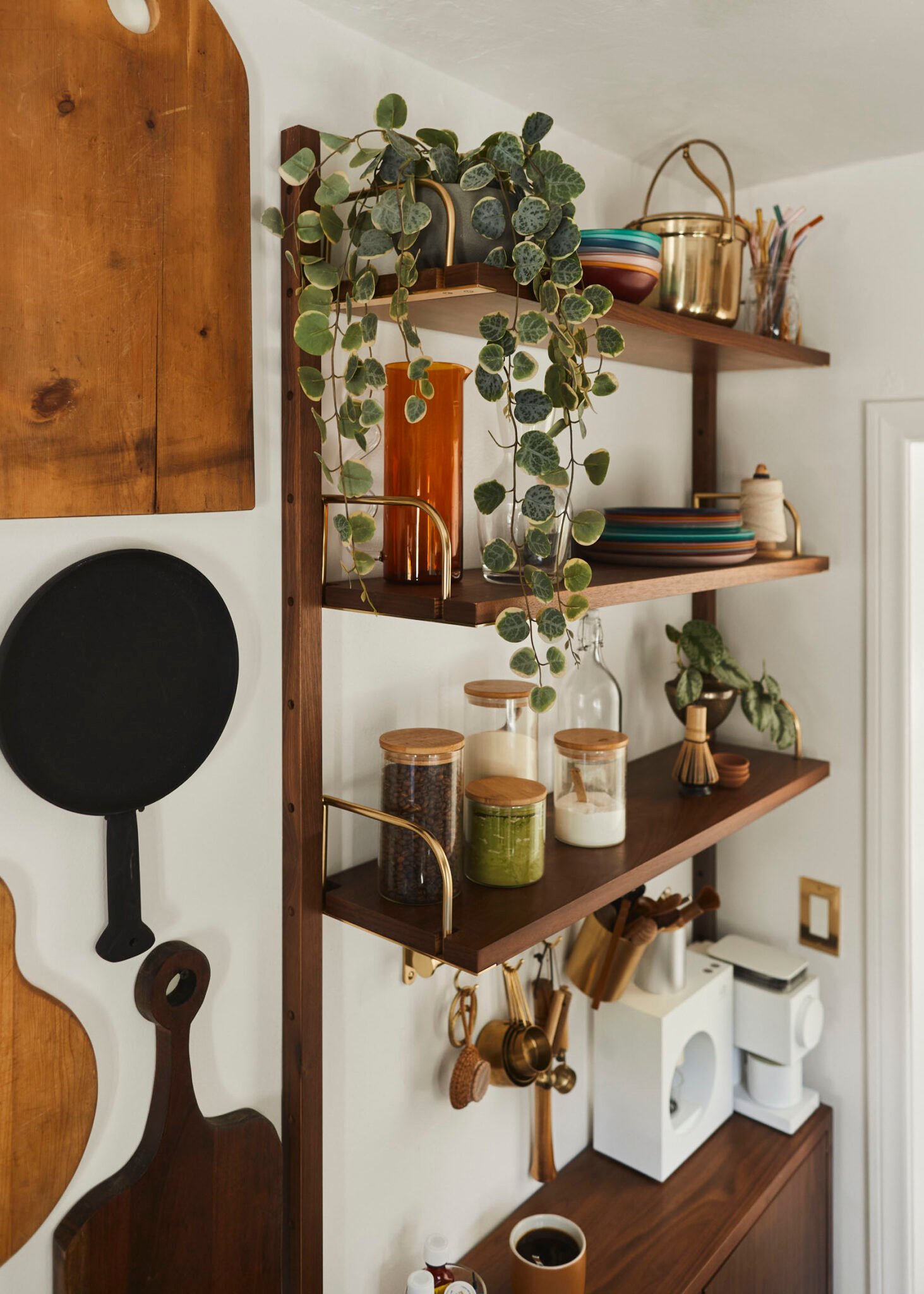 Emily Bowser's Kitchen REVEAL! Plus The 8 Ways She Really Maximized Her ...