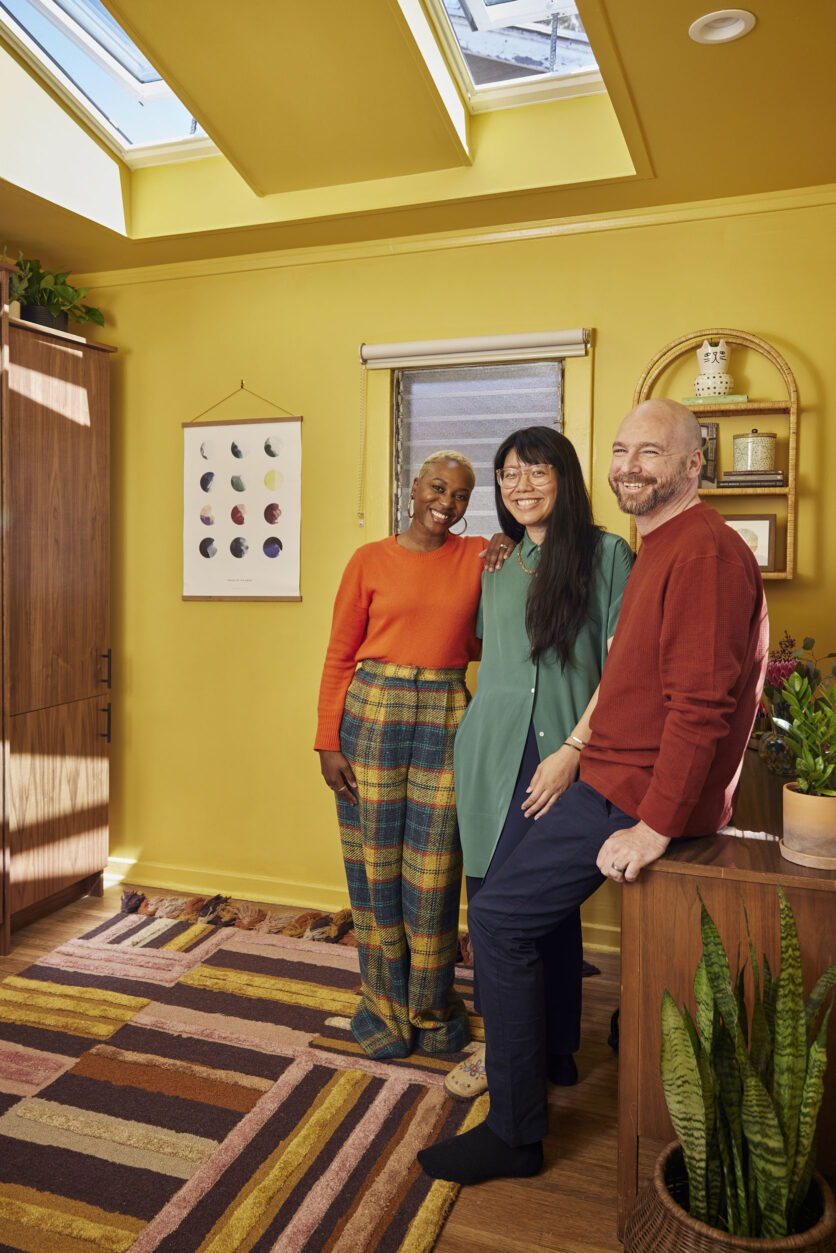 How Shavonda Made This Small Guest Room/Office Functional, Beautiful ...