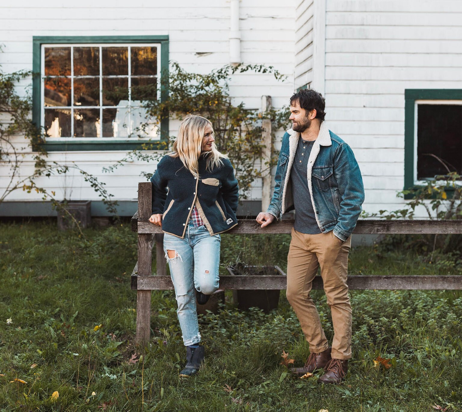 Farmhouse Backyard Update: Our Split Rail Fence Choice And Why It's My ...