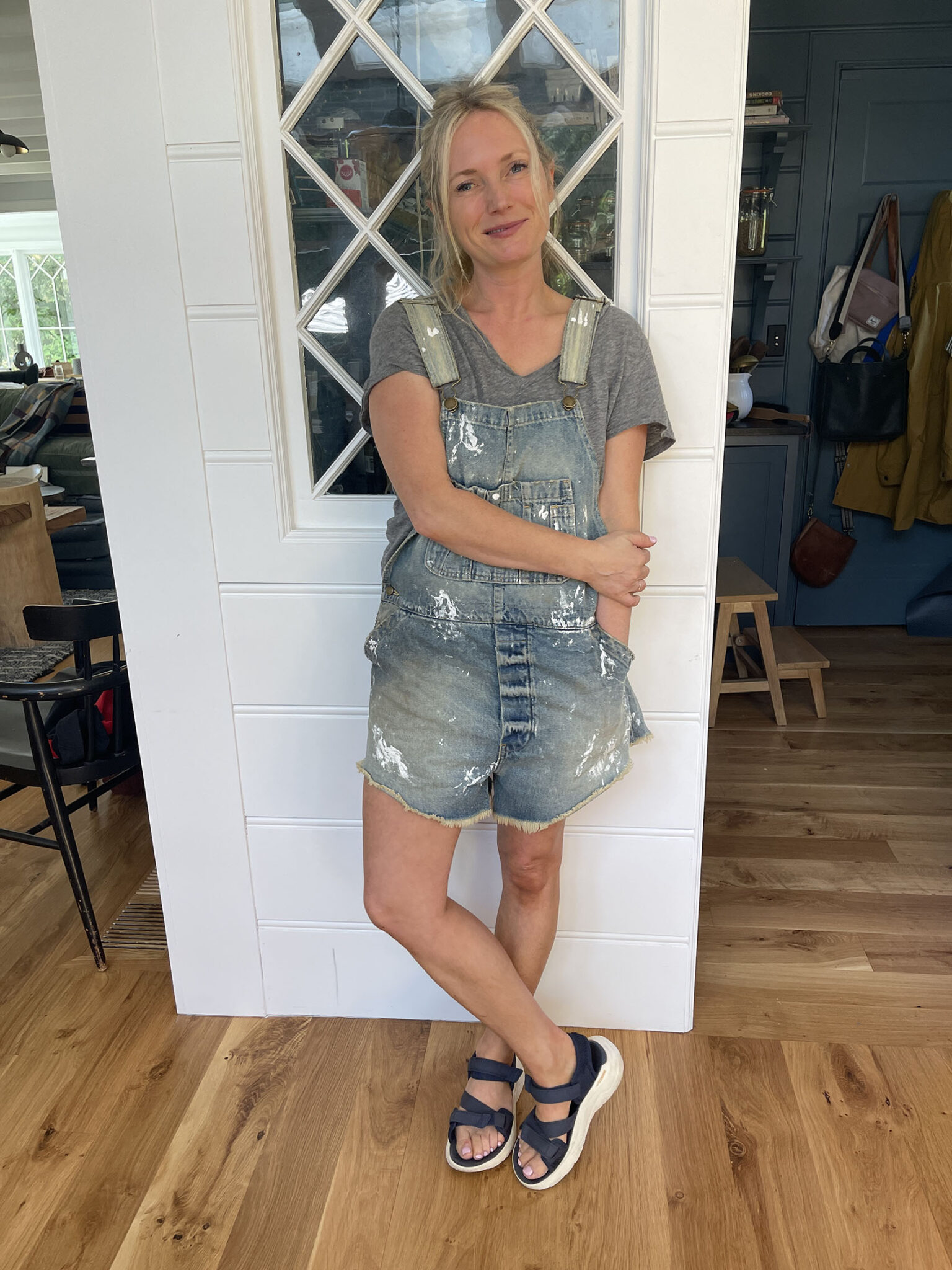 The Link Up: The "Dorky" House Sandals Emily Won't Take Off, Ryann's ...