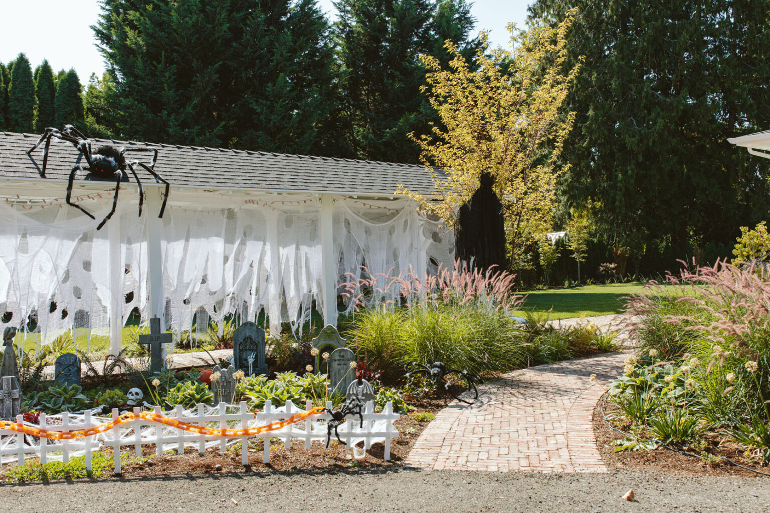 Our DIY Halloween Graveyard (+ My Favorite Halloween Decoration To Make ...