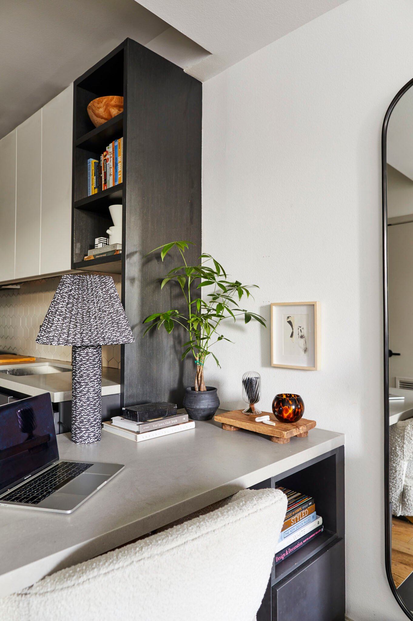 THE BIG REVEAL: A Full Look Inside Mal's 500 Sqft Resort-Like Hollywood ...