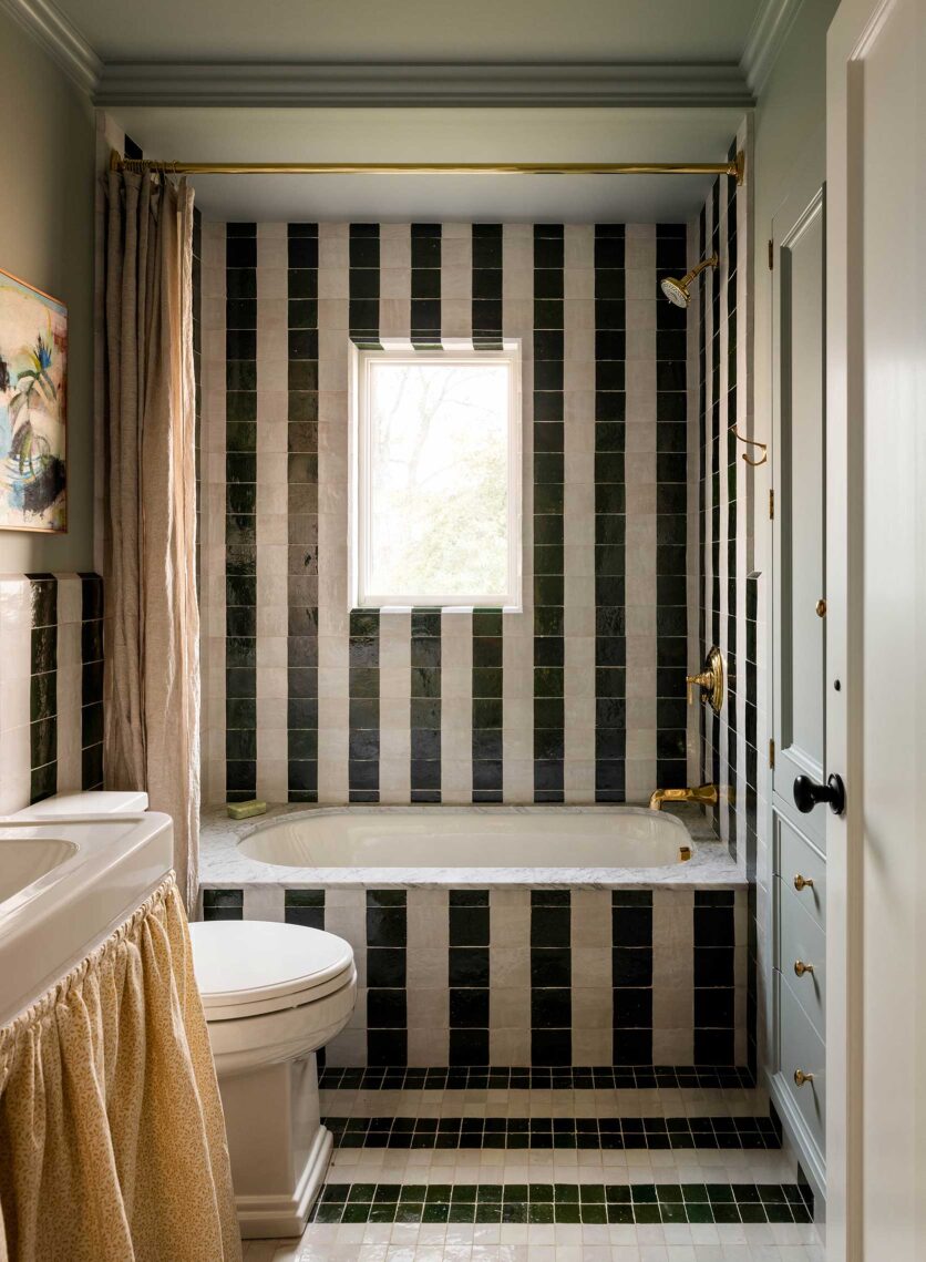 7 Bathroom Trends For 2024 That Are Bold, Beautiful And Majorly ...