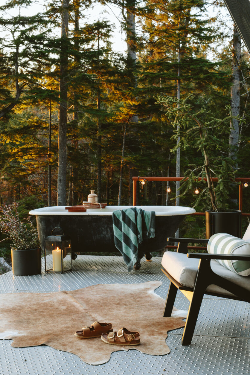 An Epic PNW Coastal Patio Reveal (With Insane Architecture By ARCIFORM ...
