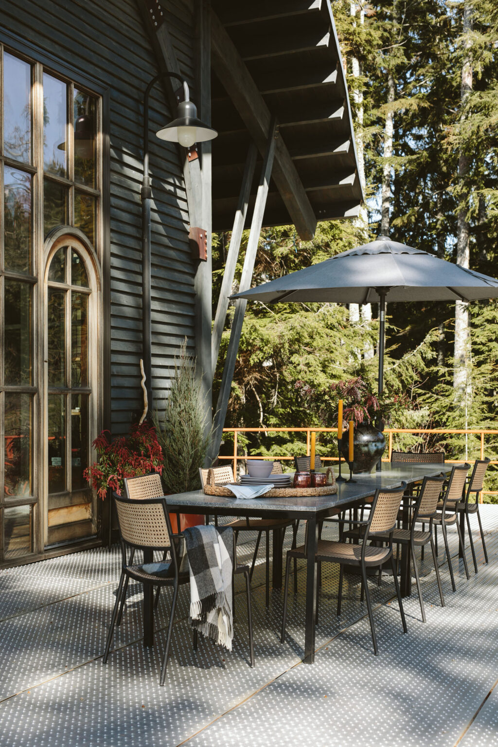 An Epic PNW Coastal Patio Reveal (With Insane Architecture By ARCIFORM ...