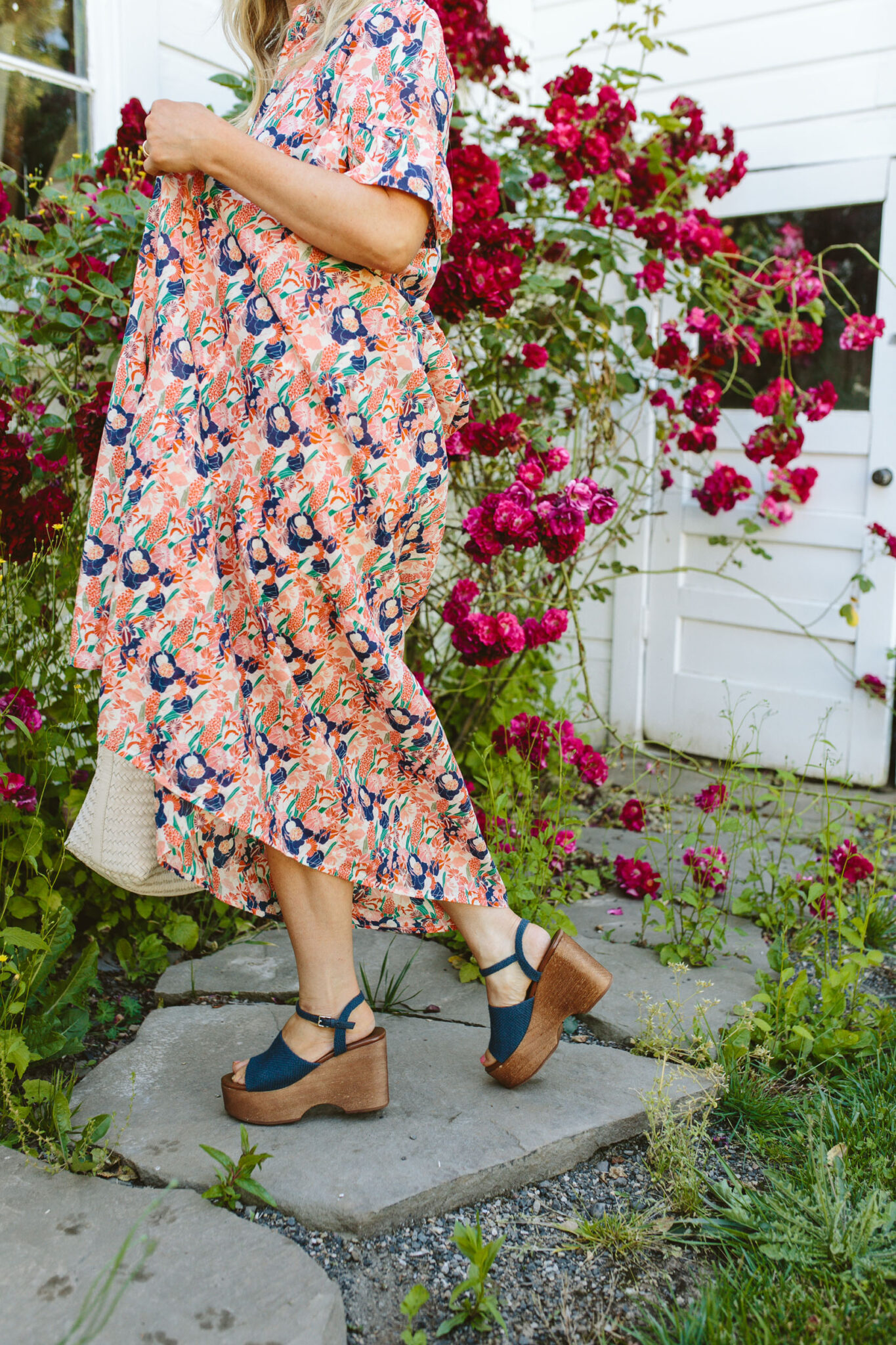 8 Flowy, Easy Summer Dresses With SLEEVES (In Very Fun Prints...Ideal ...