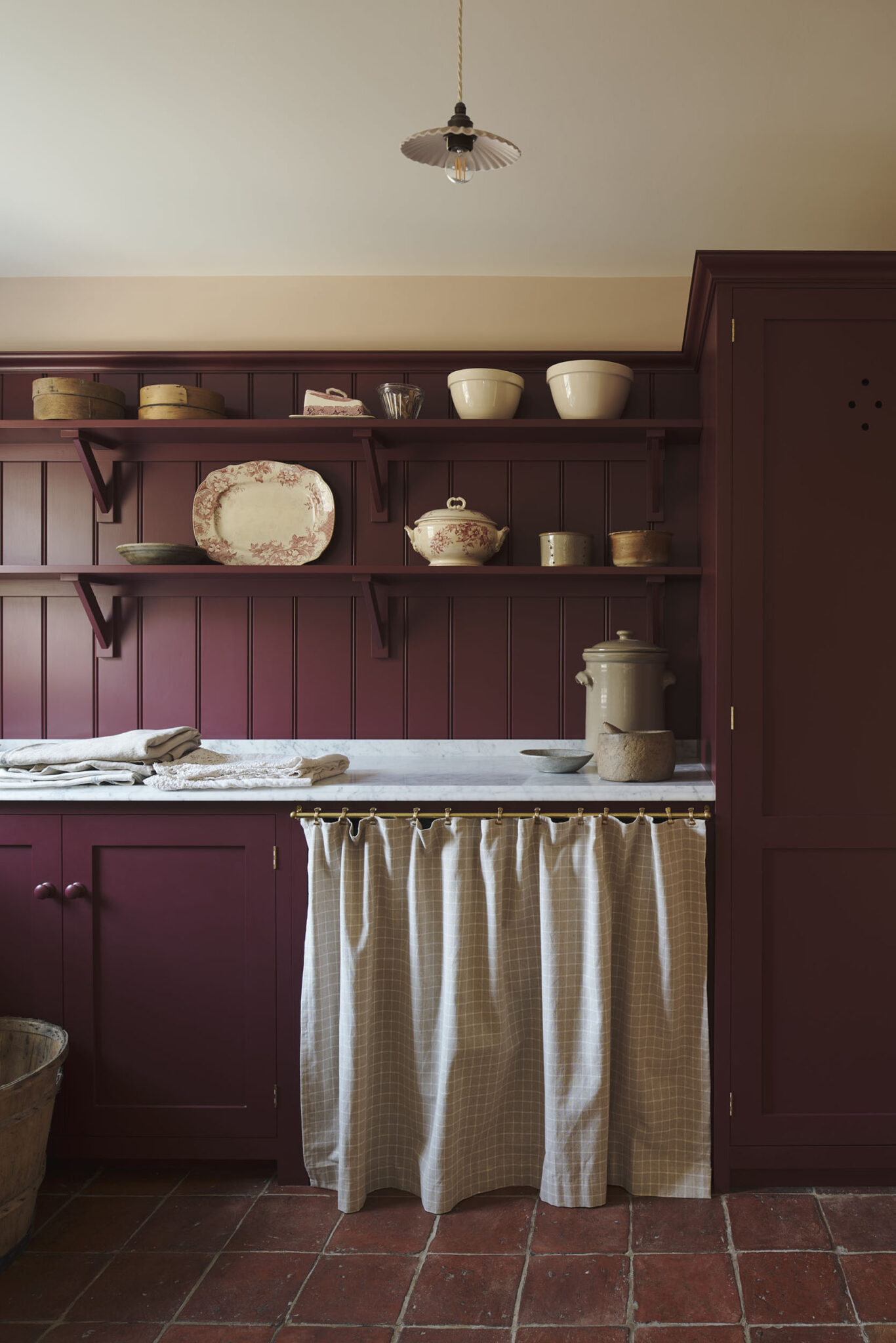 The Link Up: Em's New Favorite (BEAUTIFUL) Read, Arlyn's Modern Day ...