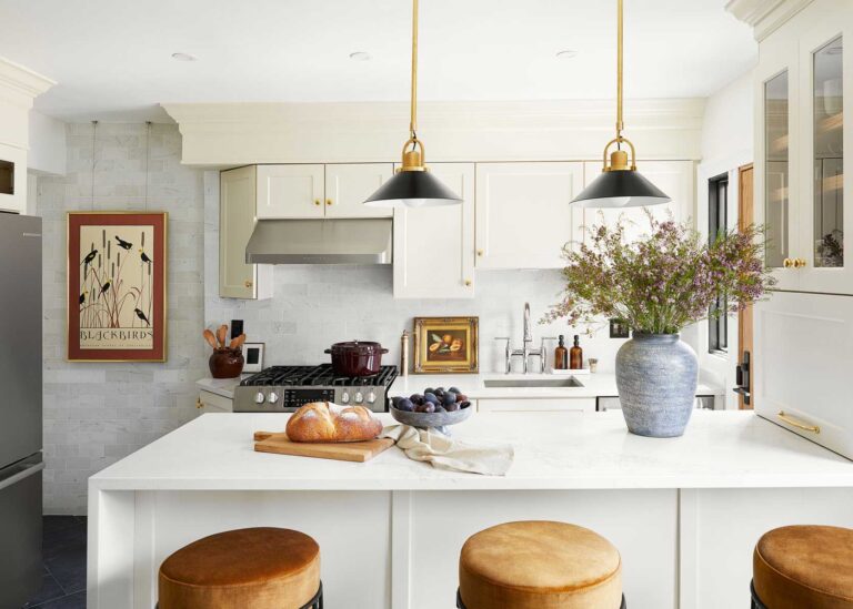 The Stylist Secret To The Perfect Flower Or Greenery Arrangement (Hint ...