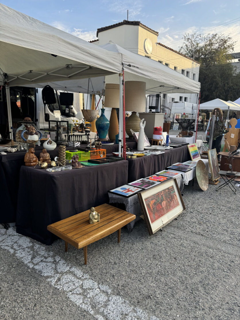 Caitlin And Jess SCORED BIG At The Famous LA Downtown Modernism Flea ...
