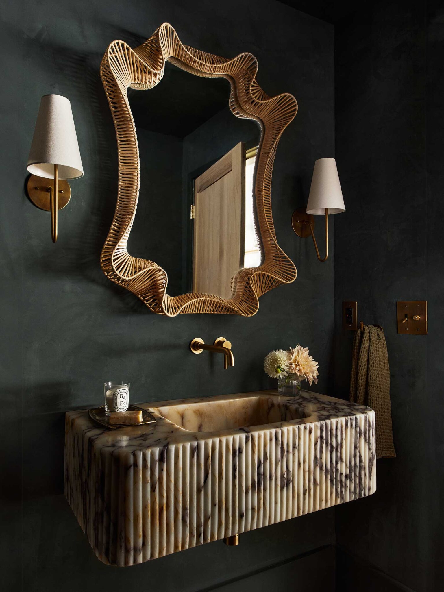 Here's What Your Bathrooms Will Look Like In 2025 & Beyond (At Least If ...