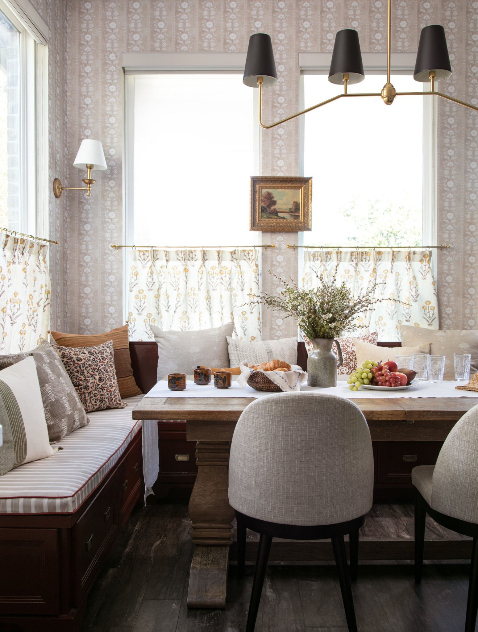 The Link Up: The Show Emily Can't Stop Thinking About, The LED Face ...