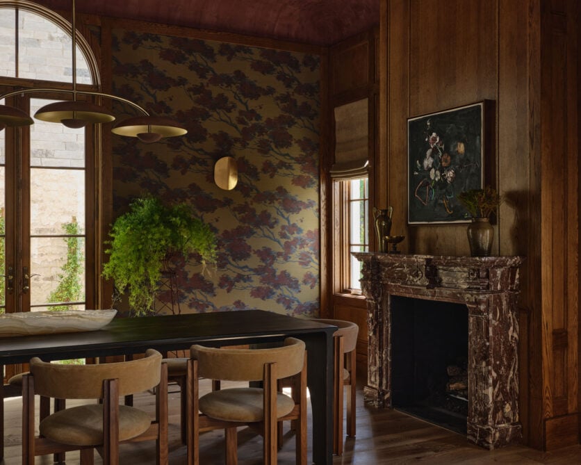 Why You Should Choose Bigger Art (As Proven By A Beautiful Italian ...