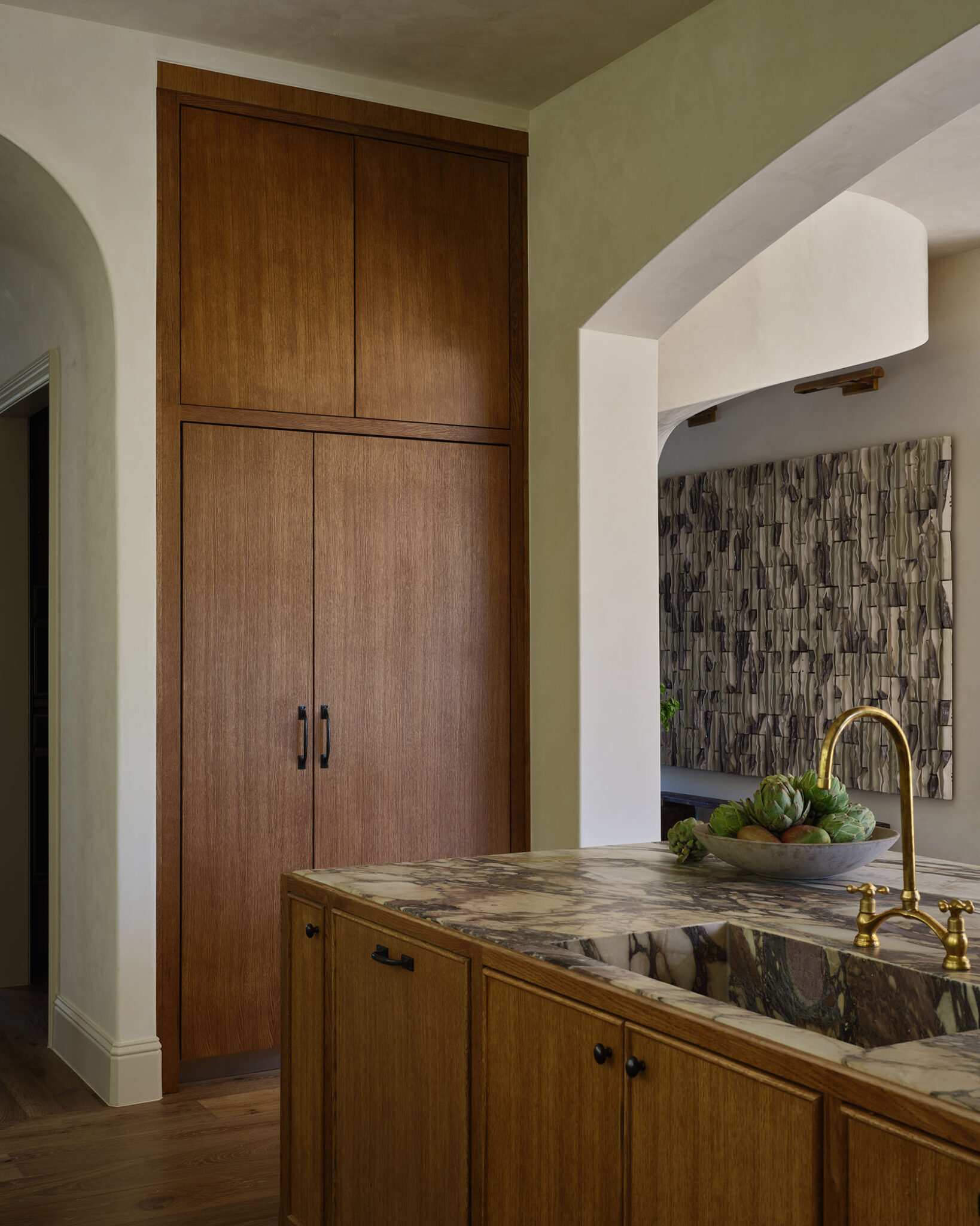 Here's How to Mix Cabinet Front Styles in Your Kitchen